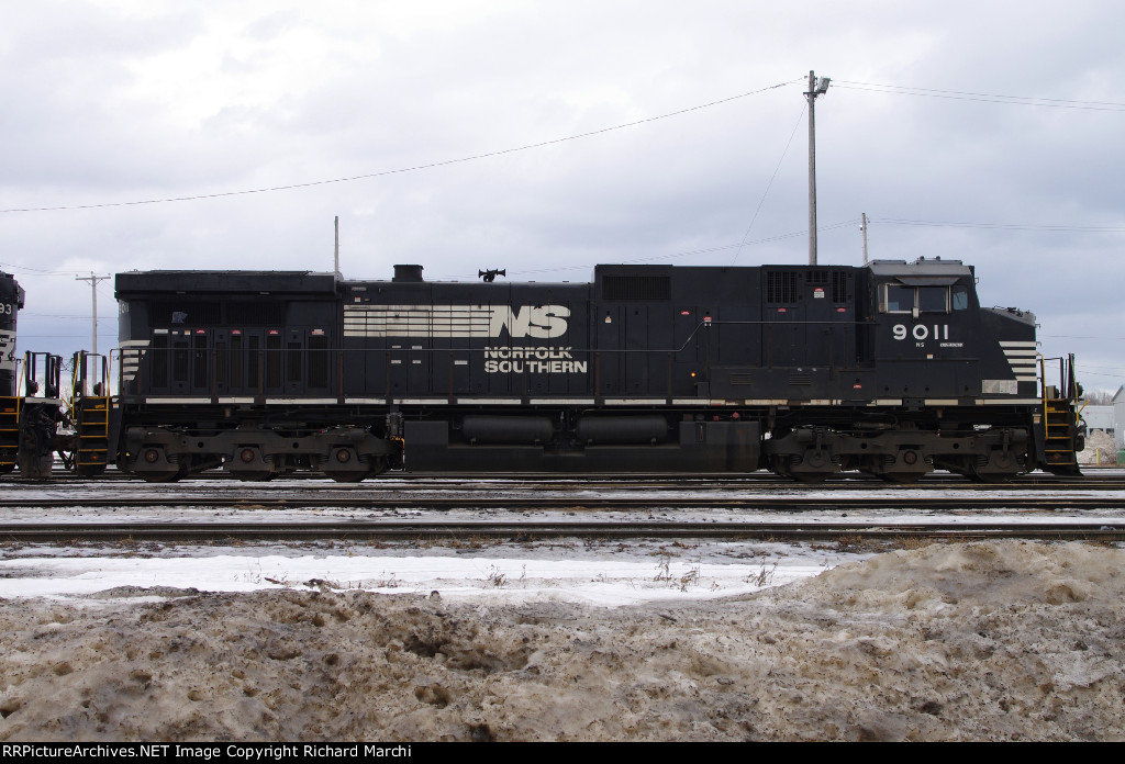 NS 9011